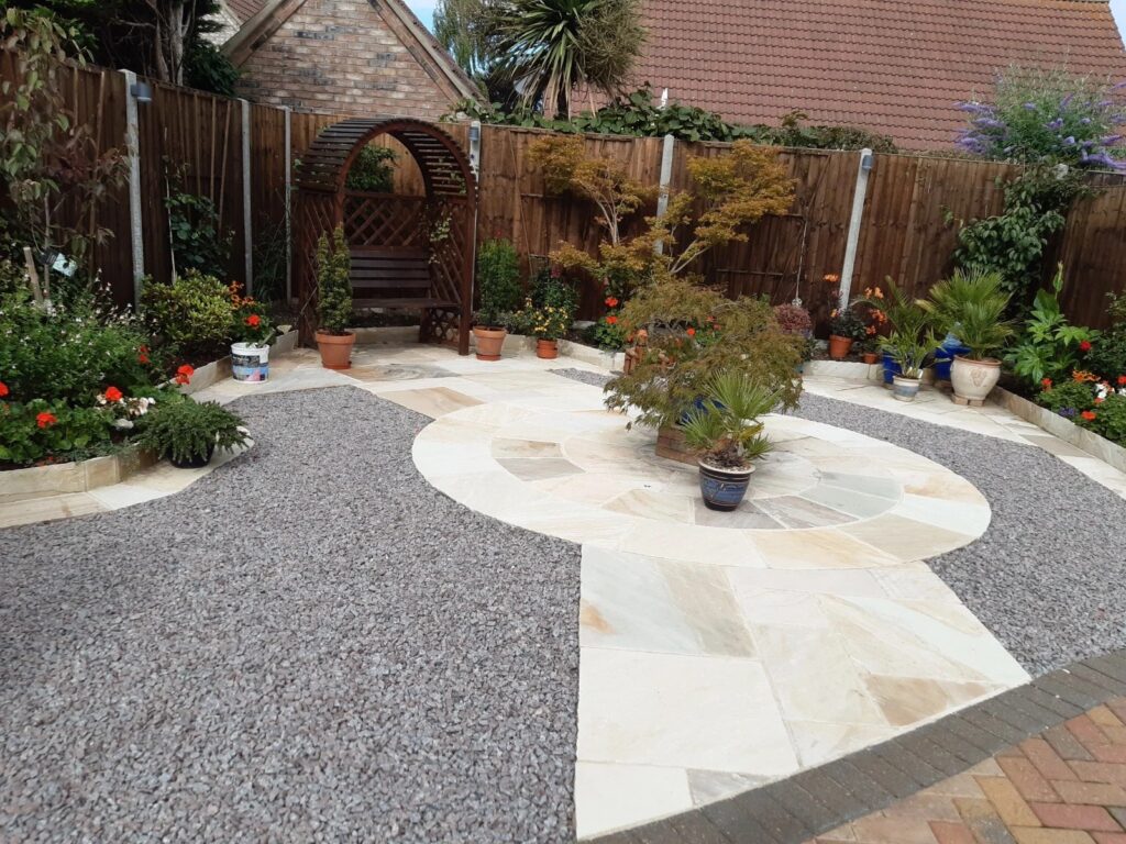 Bradstone Fossil Buff 3.3m Sandstone Circle - Stone For Less